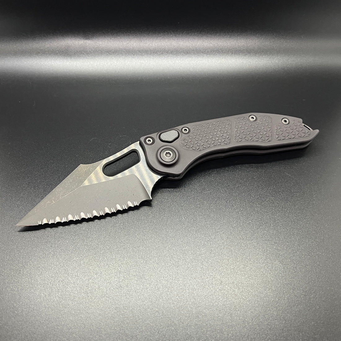 KNIFE.GE ყველაფერი დანებზე